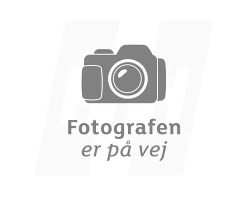 Montering af bordplade - Monteringstilbehør til bordplader | HTH