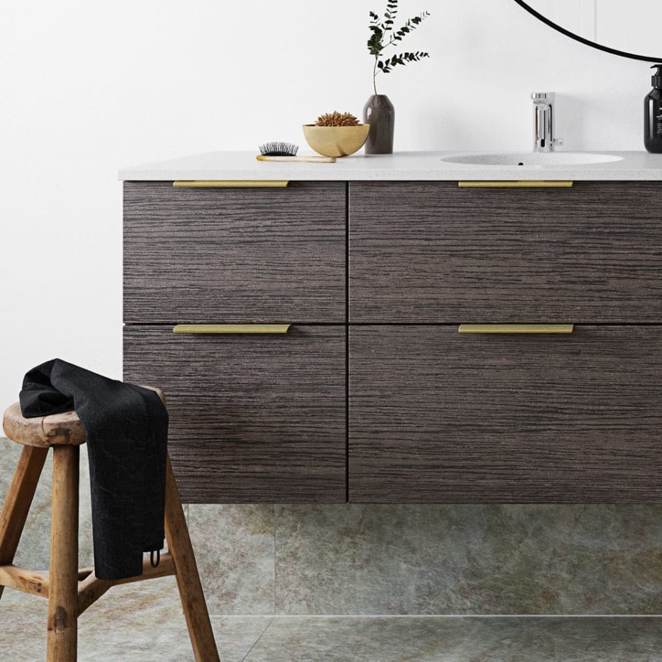 Greb til badeværelset – Fuldend badeværelset med greb | HTH