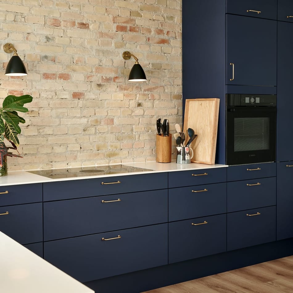 Blue kitchen: Invite nature inside | HTH