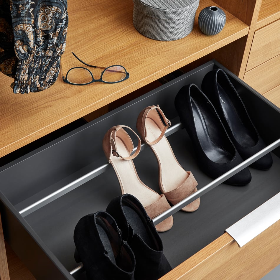 Wardrobe - See the comprehensive wardrobe solutions | HTH