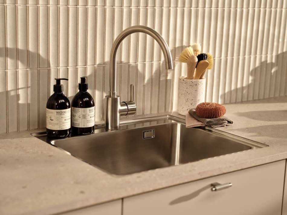 Välj rätt diskho och armatur till köket | HTH