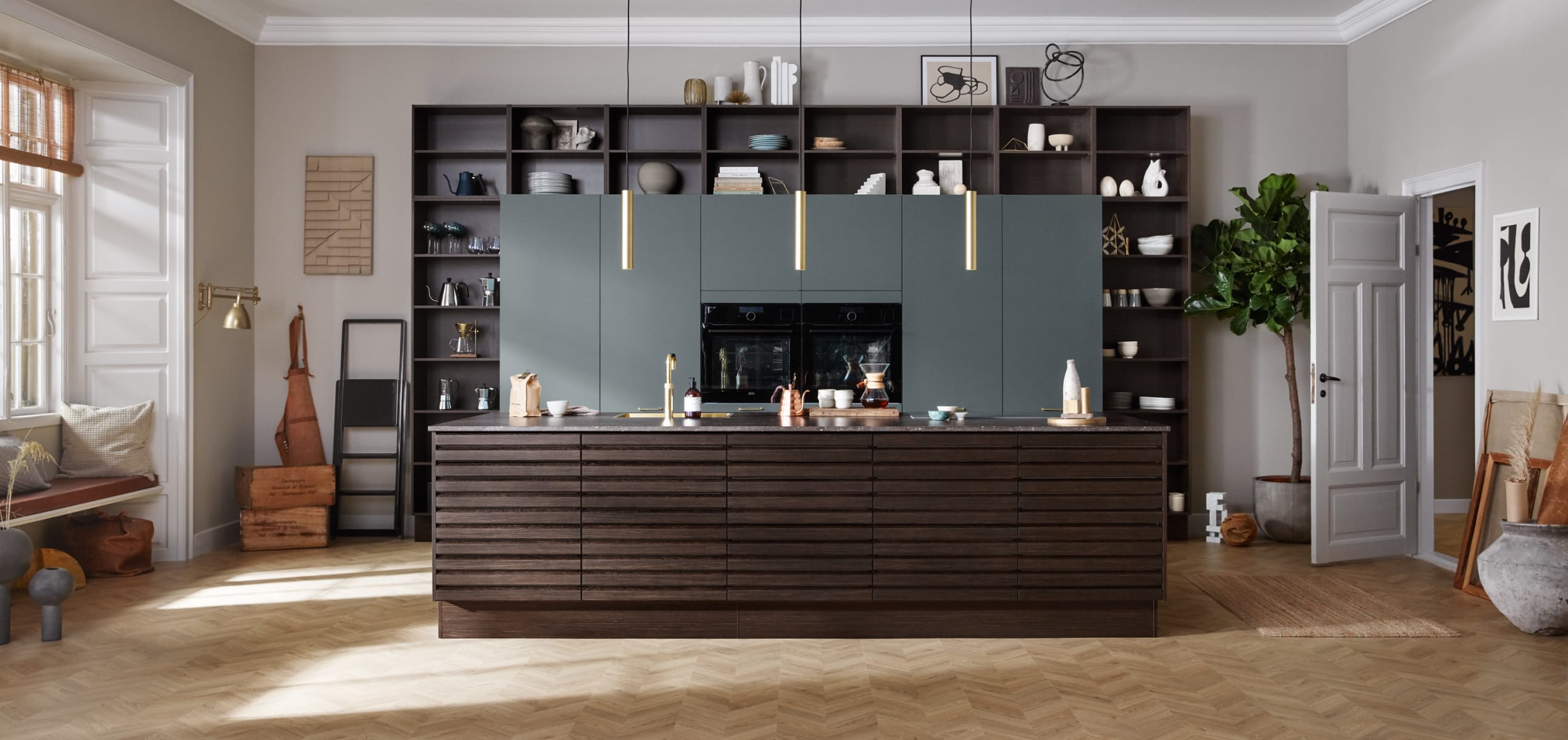 Robust simplicity in the kitchen with Base in Fenix laminate | HTH