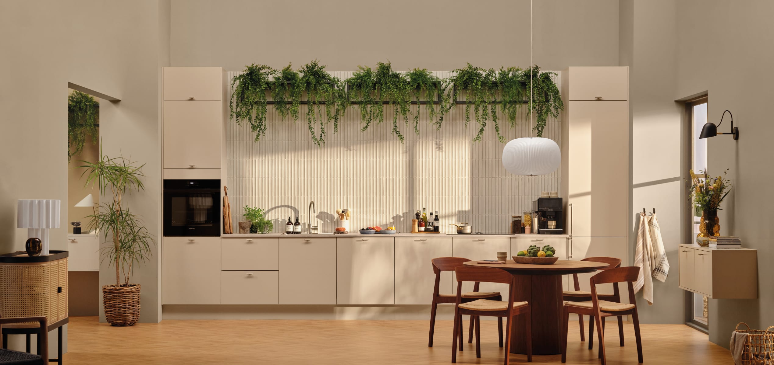 Et kjøkken med en klar holdning til design, pris og miljø. | HTH