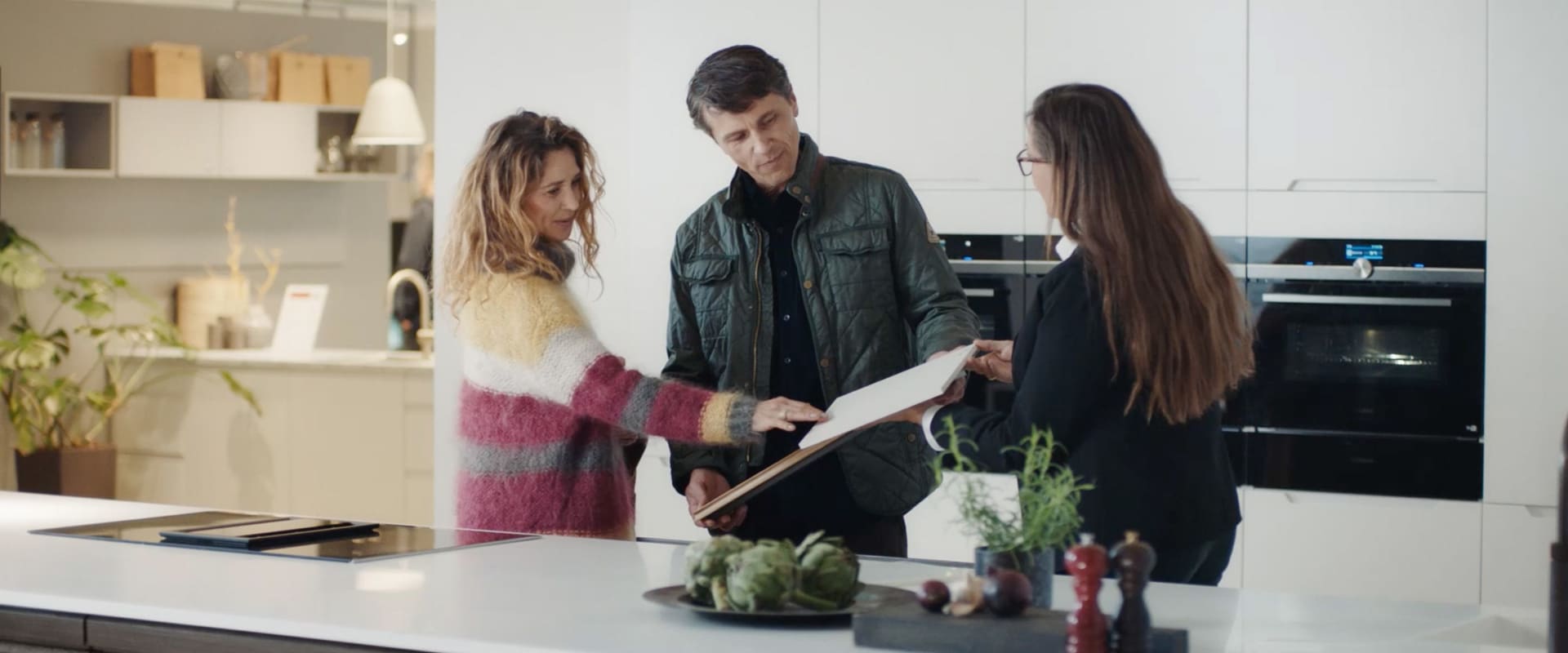 Create your dream kitchen with HTH kitchen experts | HTH