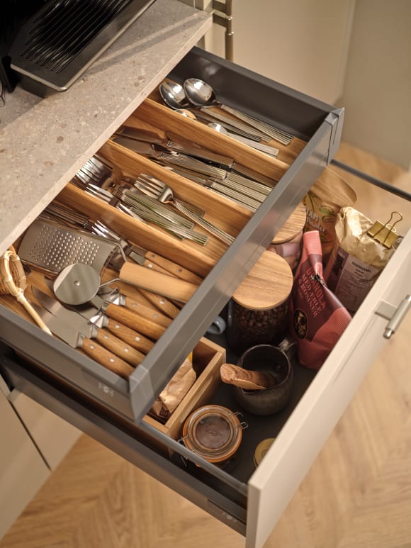 Nyt køkken? Se vores køkkendesigns, og få inspiration | HTH